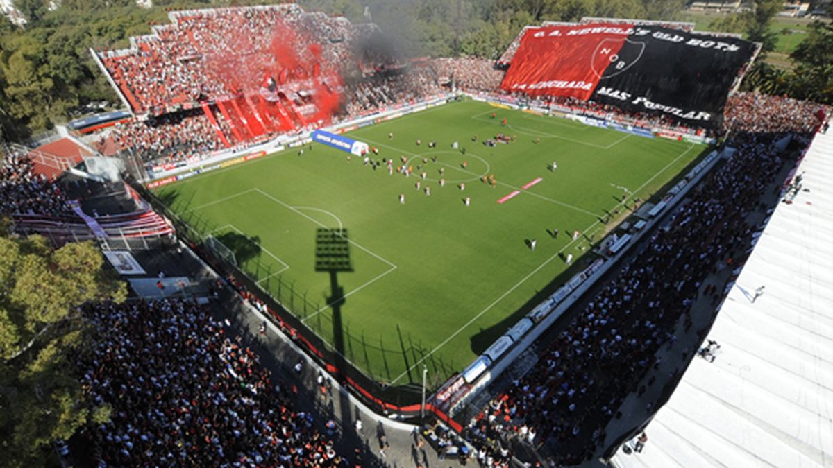 Por un enfático pedido de Messi, Argentina jugará en el Coloso