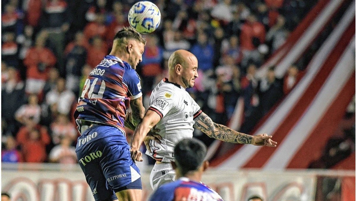 Unión busca romper una racha de más de dos décadas ante Newells en Rosario