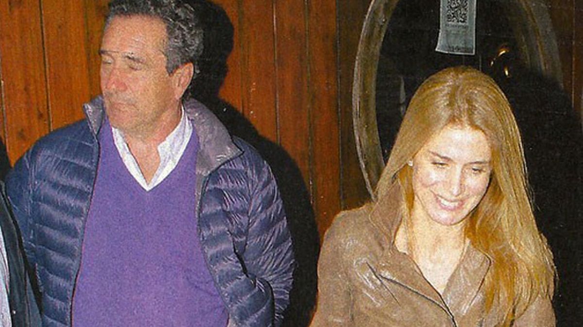 Flavia Palmiero se mostró en un restaurante con su nuevo amor
