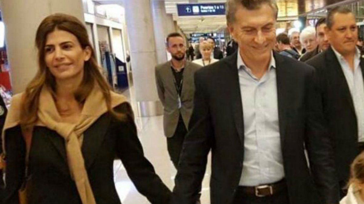 Mauricio Macri ya está en París junto a su familia