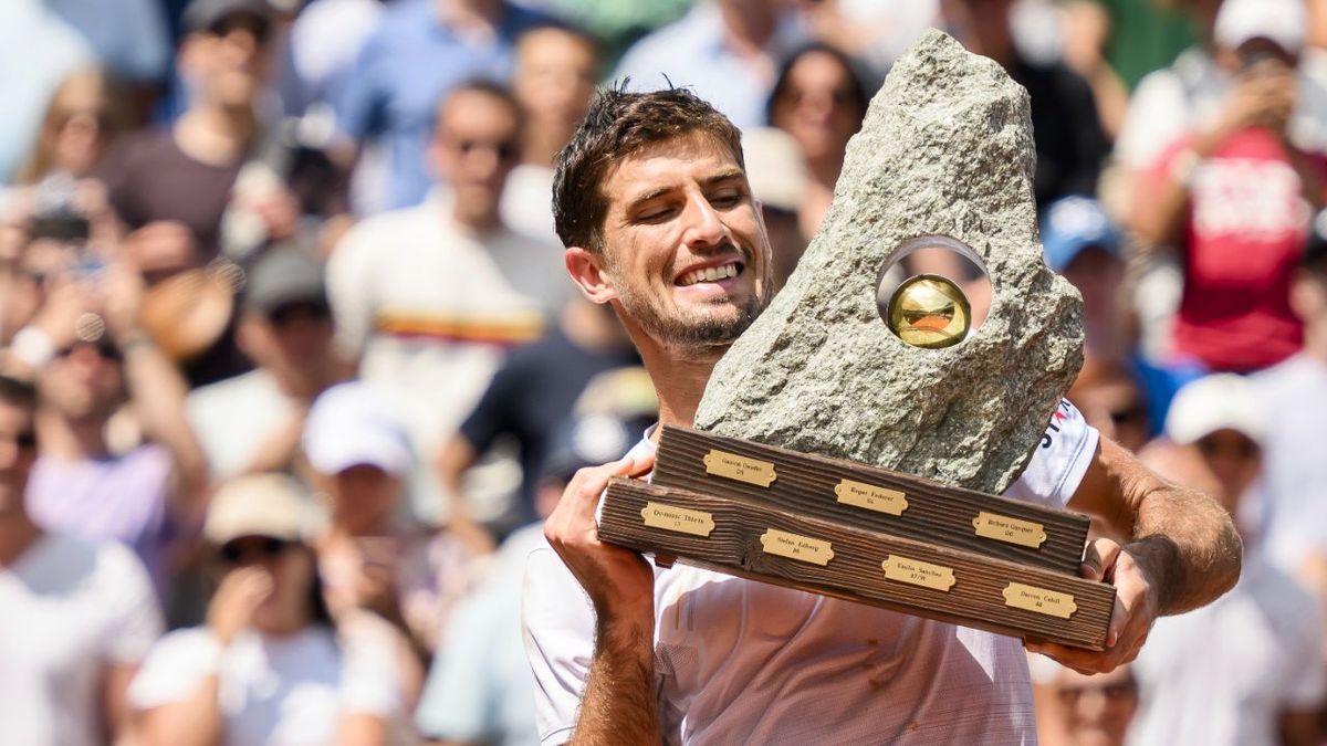 El argentino Cachín logra su primer título ATP en el Abierto de Gstaad