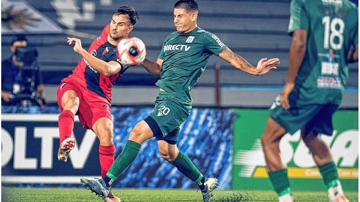 El minuto a minuto del partido entre Colón y Racing de Montevideo