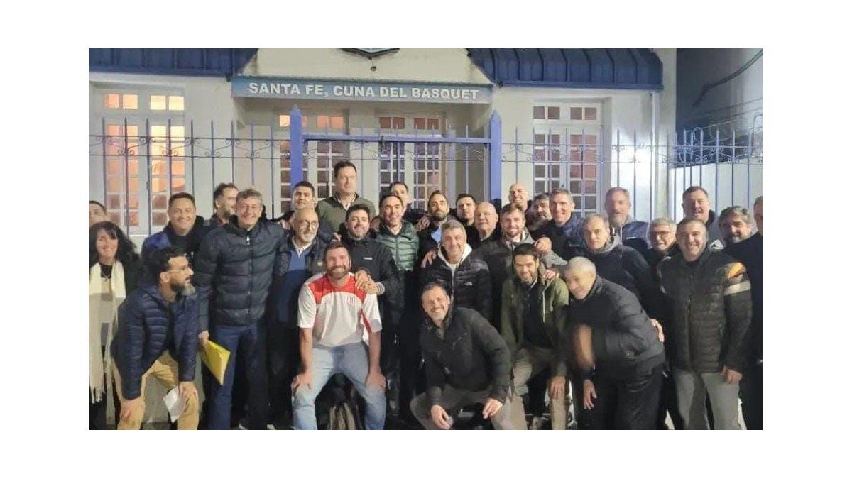 Historia pura para el básquet de Santa Fe: los clubes votaron un cambio ...