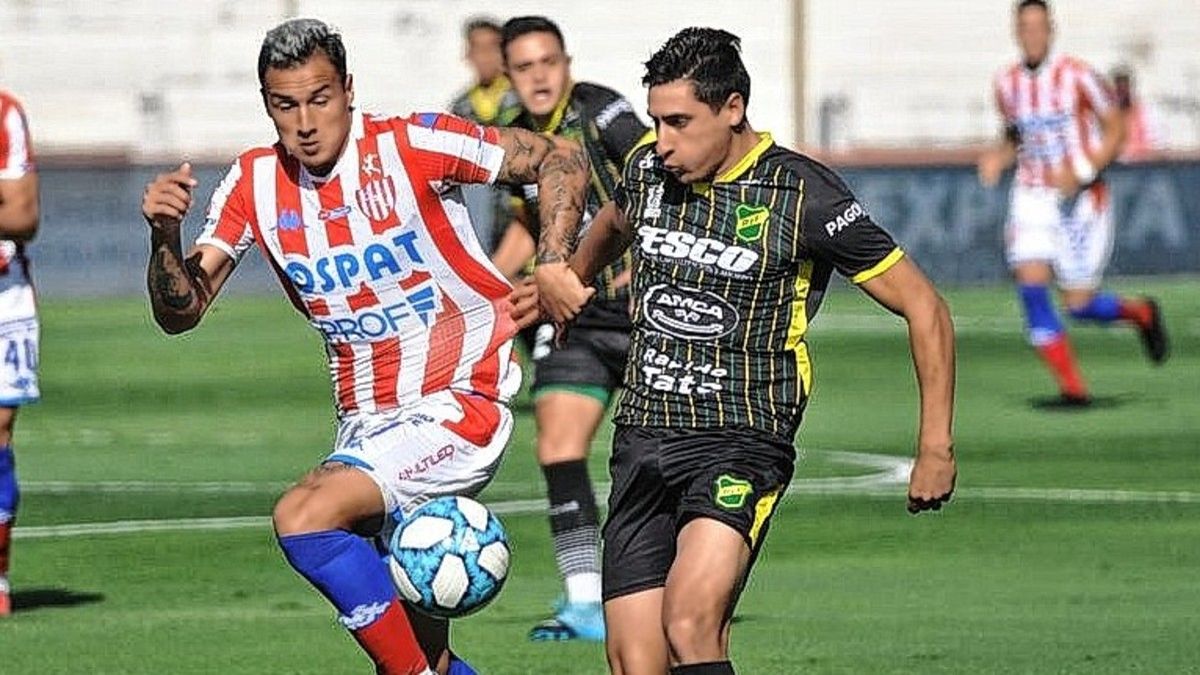 Unión reveló que Blasi tiene Covid-19 y se pierde el Clásico
