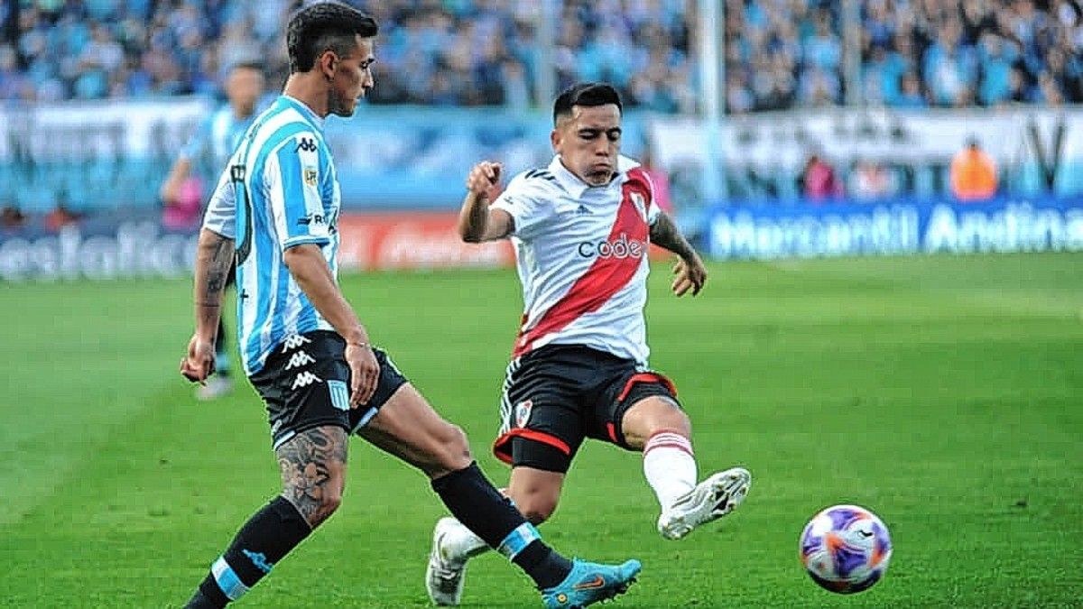 River le ganó a Racing y ayudó a Boca para ser campeón