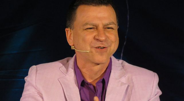 Mario Fassi, el humorista santafesino reconocido por el jurado de los ...