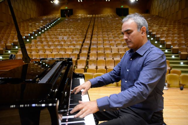 Alexander Panizza, el pianista de dos mundos