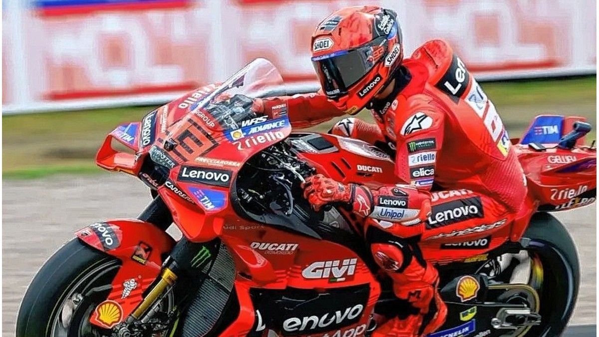 Márquez ganó la sprint en República Checa y se escapa en la cima