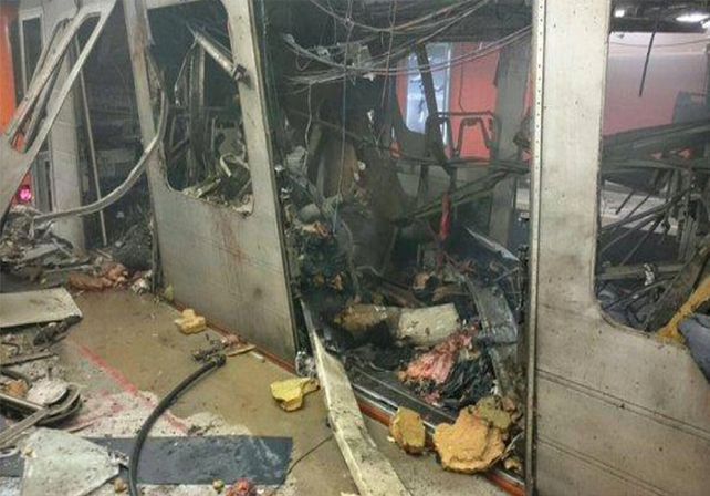 La primera y dramática foto del atentado en la estación de metro de ...