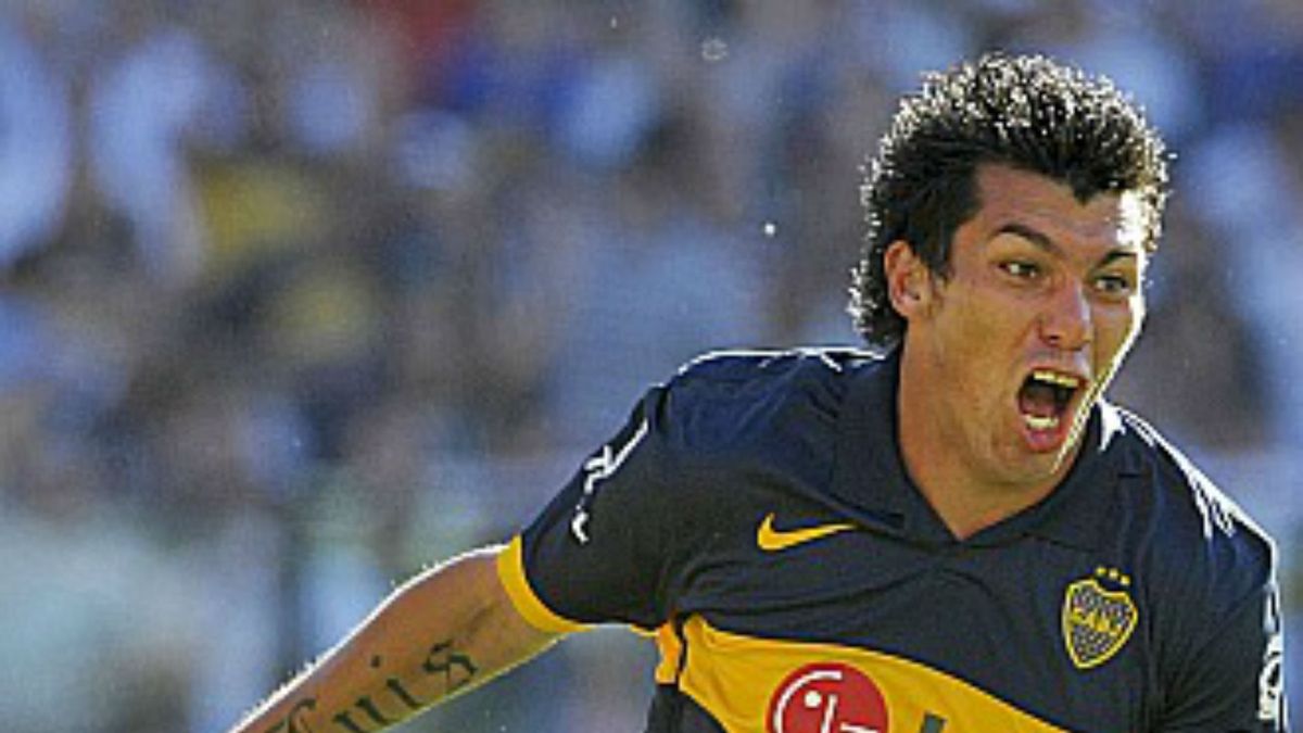 La misión de la dirigencia de Boca es repatriar al chileno Gary Medel