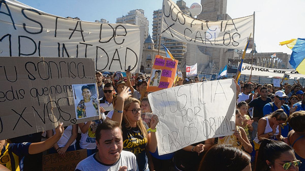 Los amigos de Orellano exigieron justicia por su muerte