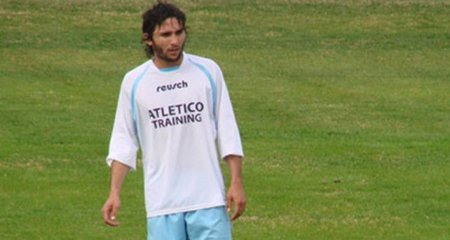 Oscar Carniello es el defensor que quiere Torrente para Newells