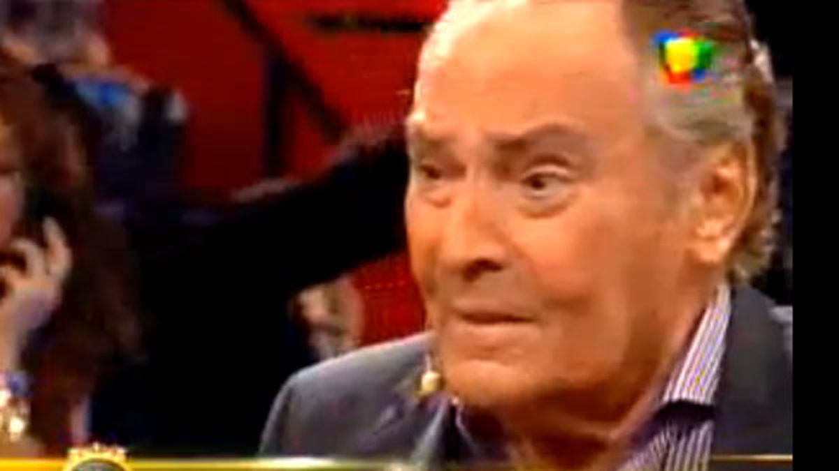 Divertida visita del Contra de Calabró al programa de Ricardo Fort