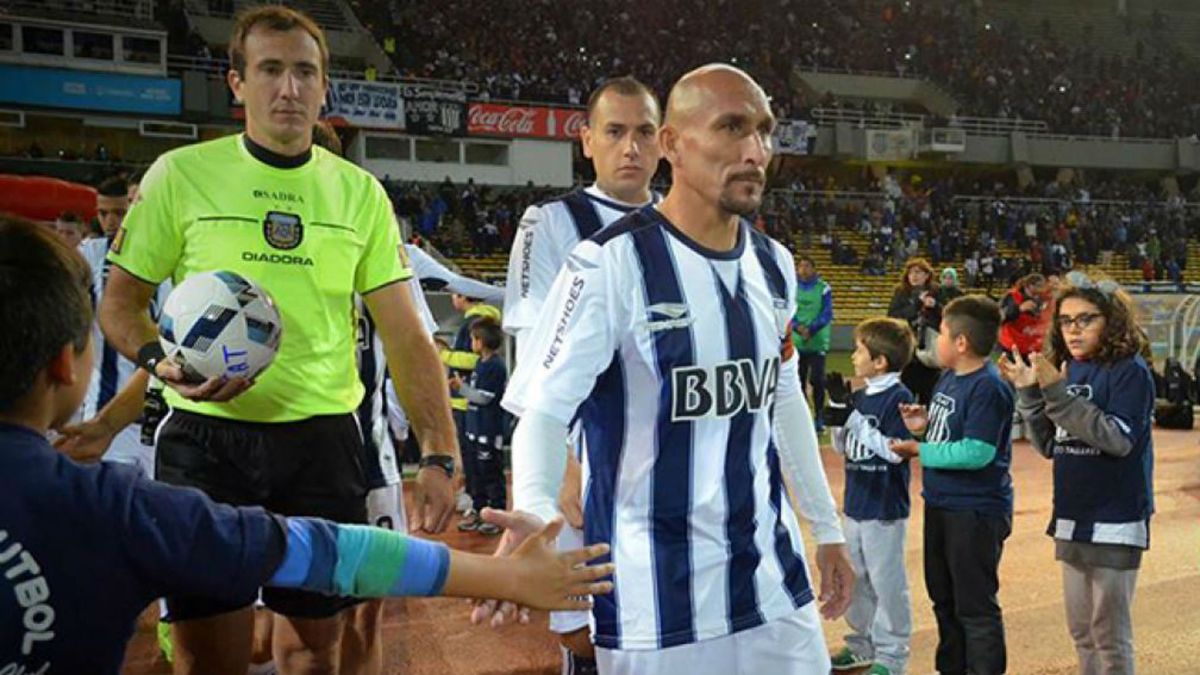 Con el Cholo de símbolo