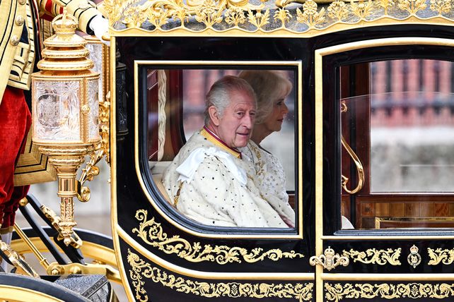 El rey Carlos III y Camila fueron coronados en una histórica ceremonia ...
