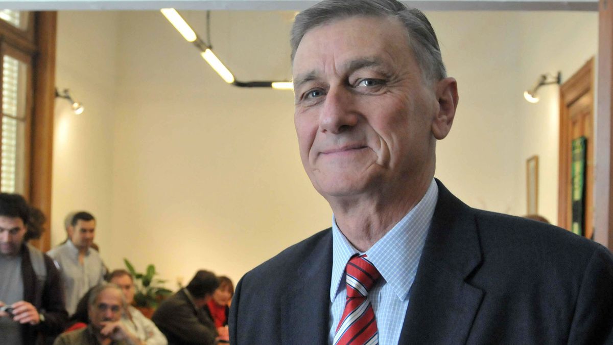 El socialismo repudió las injuriosas versiones sobre Binner y la dictadura