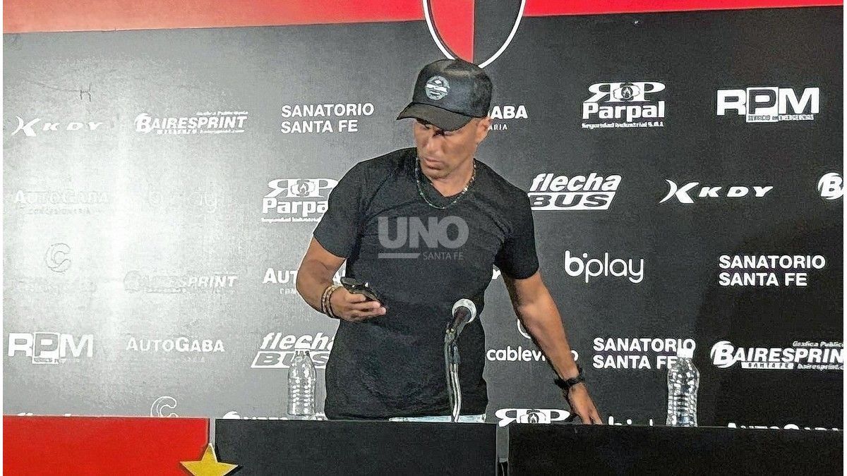 Colón aceptó la renuncia de Iván Moreno y Fabianesi