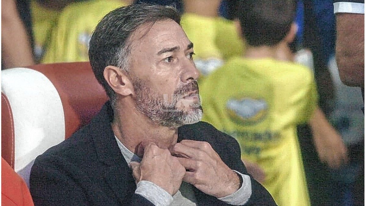 Cristian González alcanzó los 100 puntos como DT de Unión