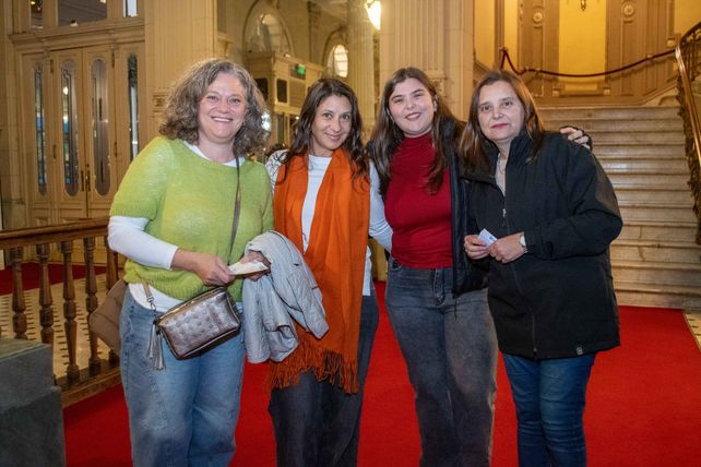 La Trova Rosarina se presentó en el Teatro El Círculo