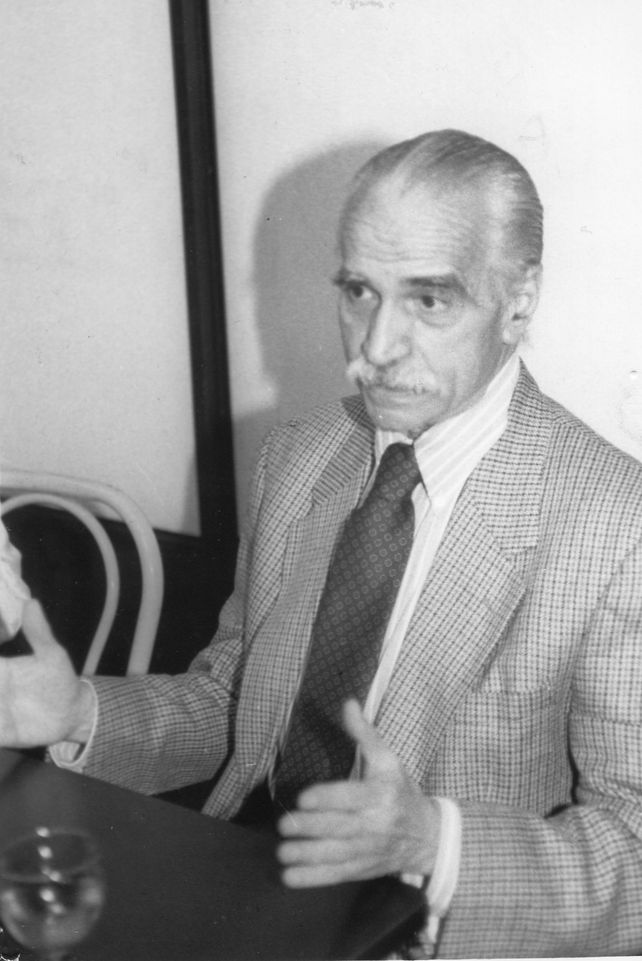 Falleció a los 88 años el crítico literario Adolfo Prieto, quien fuera ...