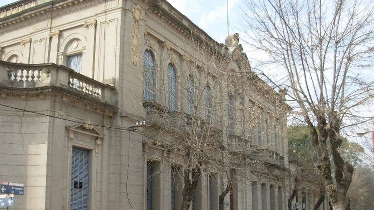 Directora de escuela denunció a una madre por violenta