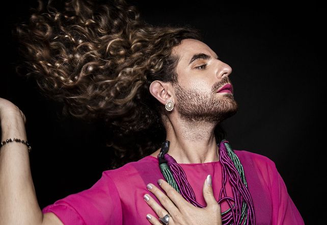 La Ferni y Nahuel Quipildor, en un show de música popular