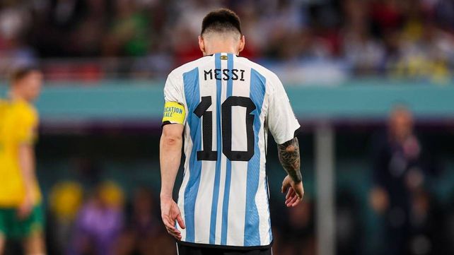 El hombre que persigue a Lionel Messi