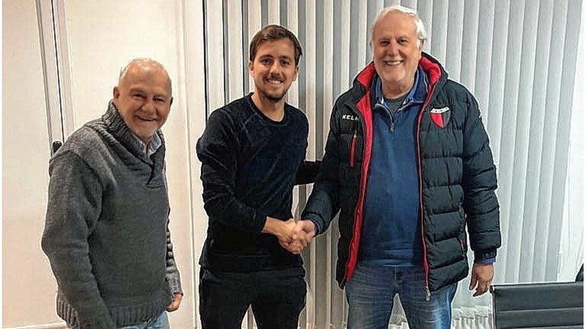 Christian Bernardi renovó su contrato con Colón