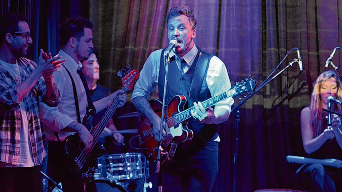 La Chiruza Orchestra lanza hoy su álbum Cómplices