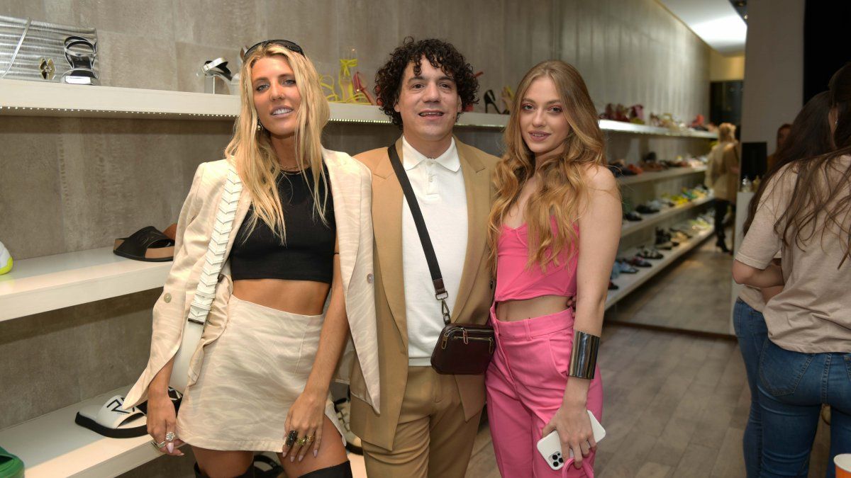 Sarkany presentó temporada en Alto Rosario shopping