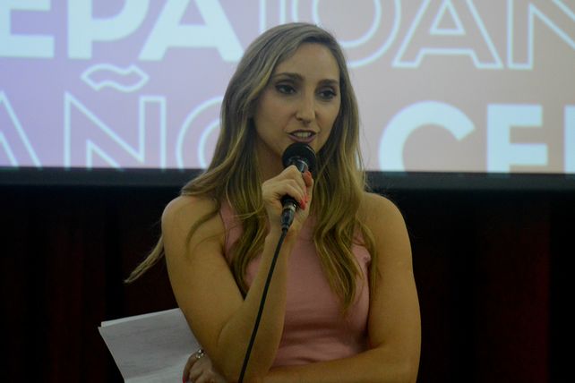 Julia Strada: El plan de Milei es un ataque a los derechos que ganó la ...