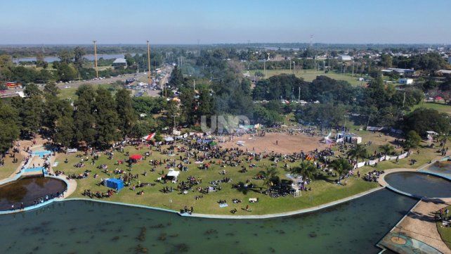 La Renga en Santa Fe: una multitud de fanáticos acampan en el Parque ...