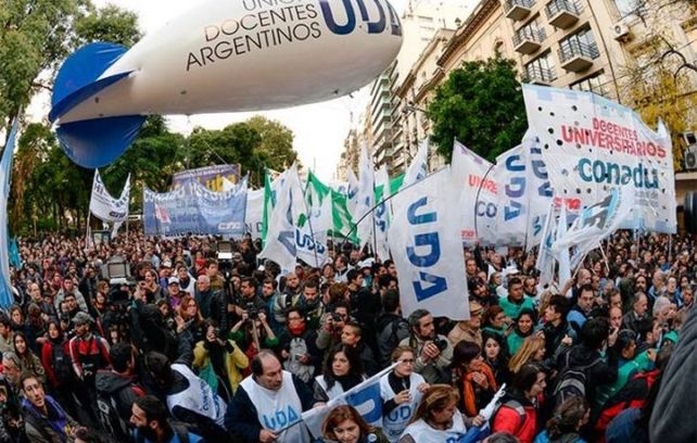 Docentes de UDA lanzaron dos paros de 72 horas para las próximas semanas