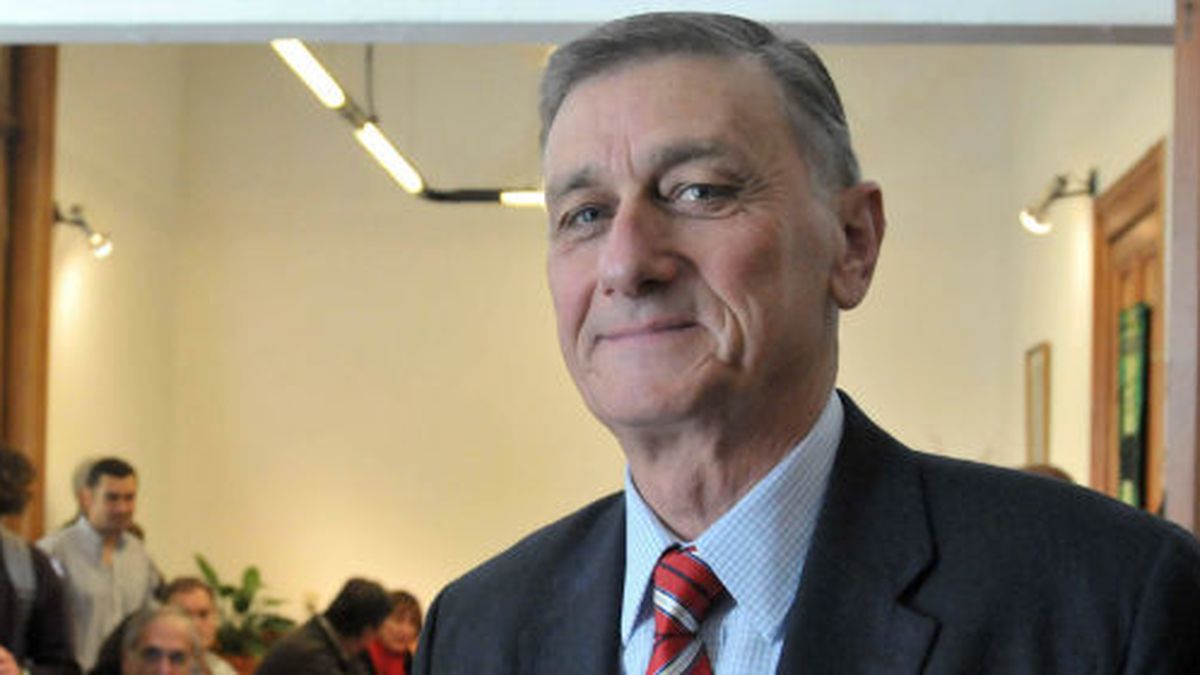 Binner: Hay que asentar bases en una economía que tiene que pensar en pesos