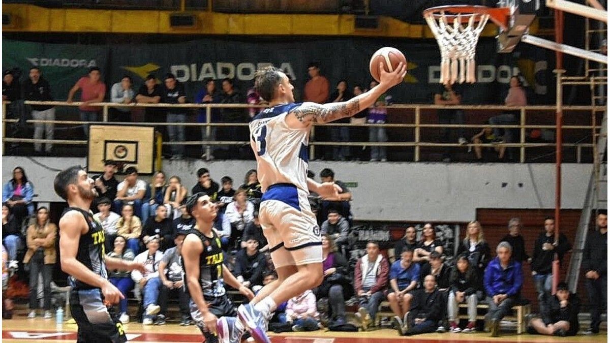 Acción para los equipos de la ASB en la Liga Federal