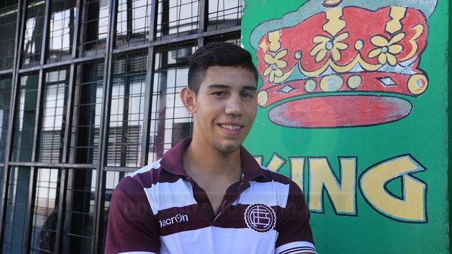 Enzo López firmó su primer contrato en Lanús y sueña con debutar en Primera