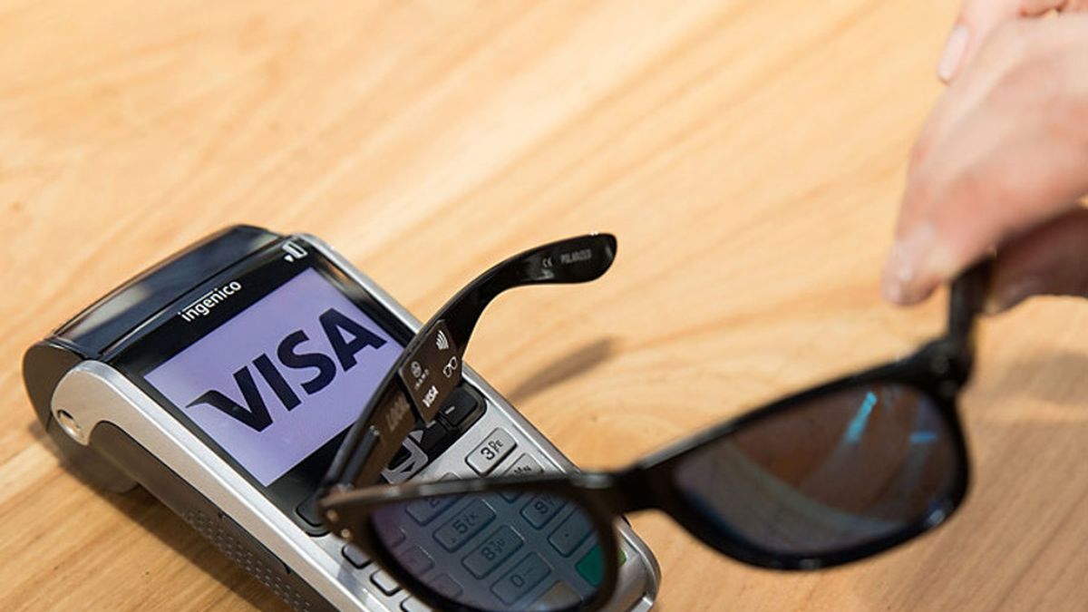 La empresa crediticia Visa desarrolló unos lentes con chip para hacer ...