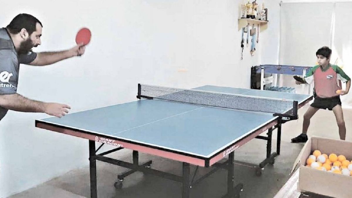 El tenis de mesa arribó a la Sociedad Friulana