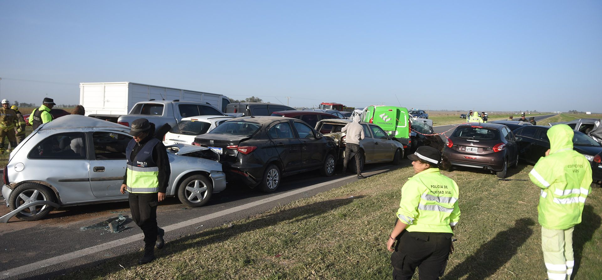 Las imágenes del choque en cadena en la autopista a Córdoba