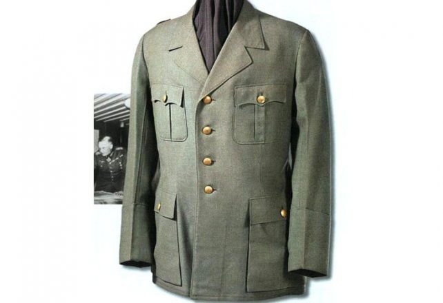 Un argentino compró objetos nazis y de Hitler por 580.000 dólares