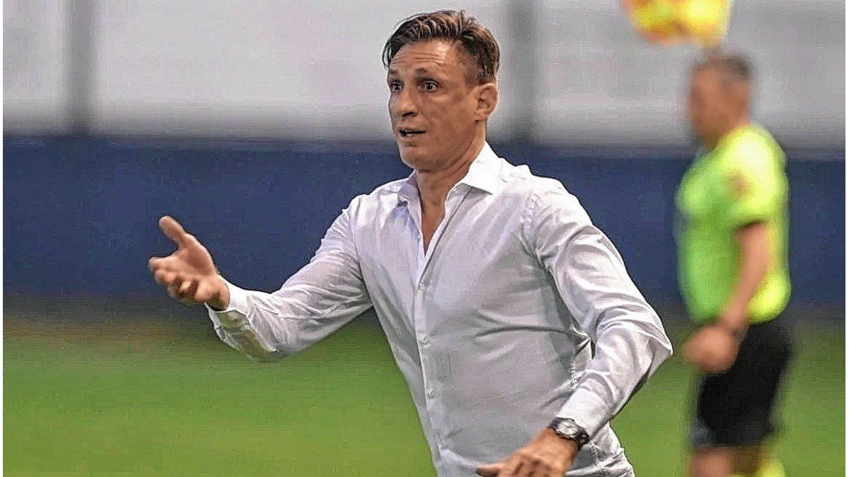 Facundo Sava está muy cerca de ser el nuevo DT de Huracán