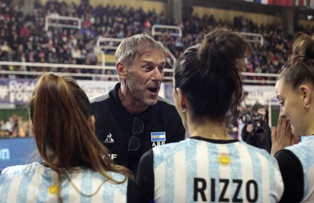 Vóley: Las Panteras rugieron en el club Provincial