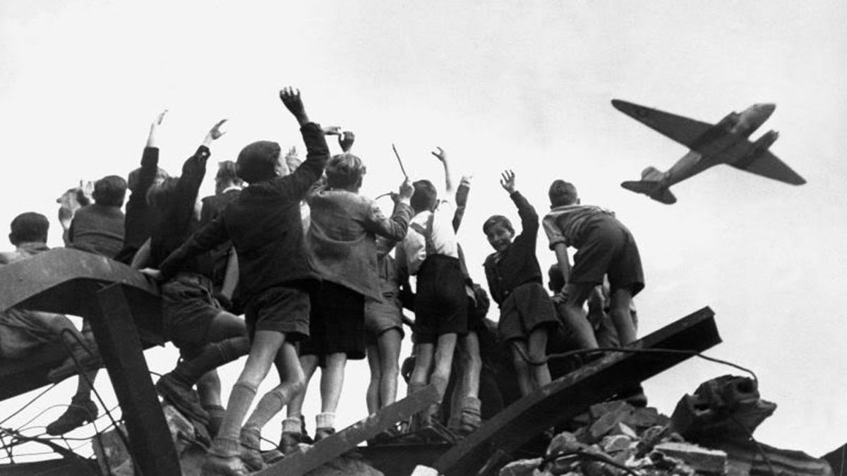 A Setenta Años Del Puente Aéreo Que Salvó A Berlín Del Bloqueo Soviético