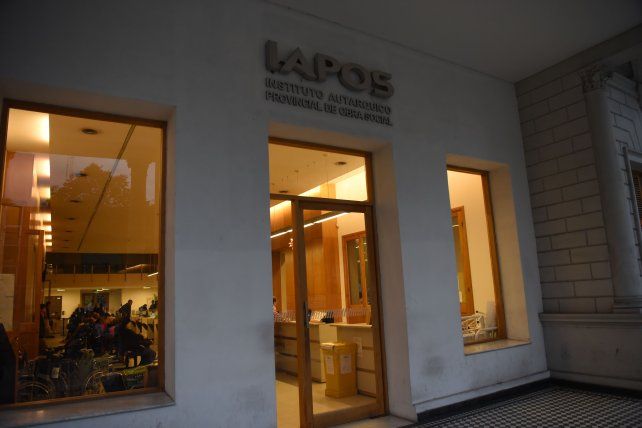 El gobierno de Santa Fe traspasó la gestión del Iapos al Ministerio de ...