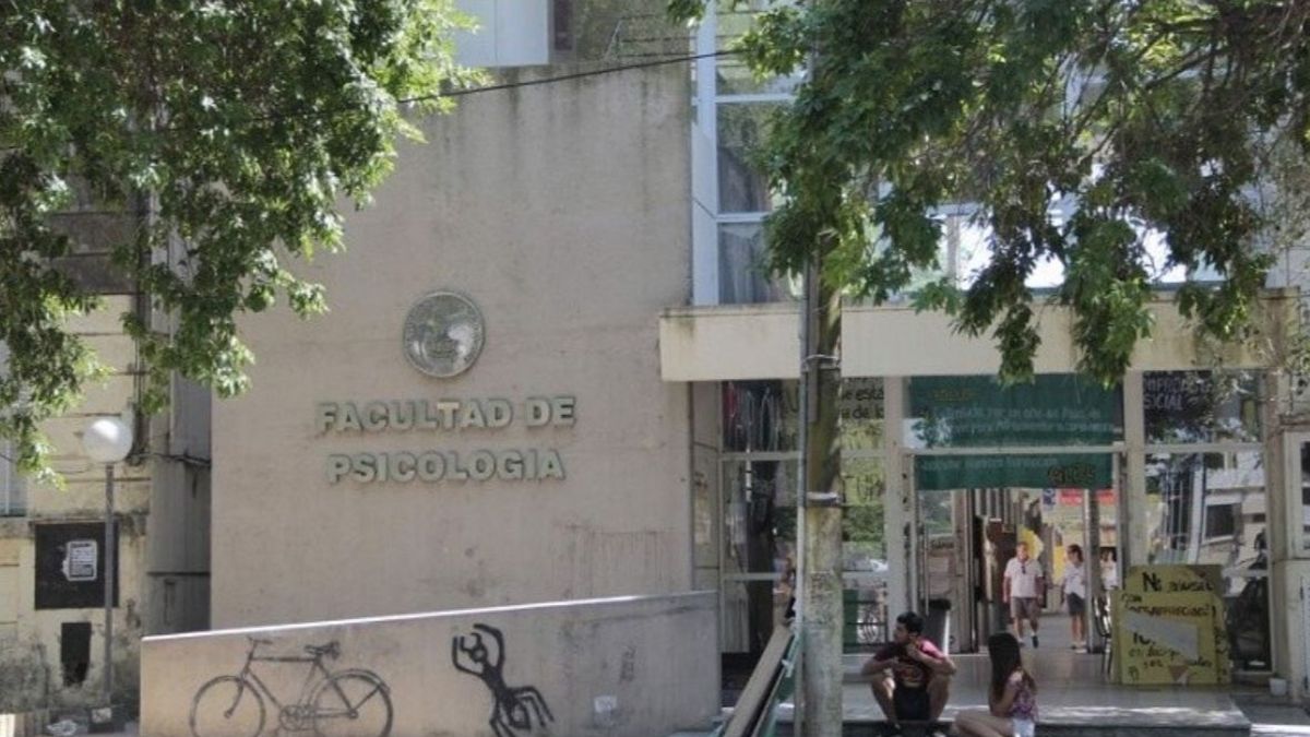 Piden a la UNR un espacio gratuito de salud mental porque el 50% del ...