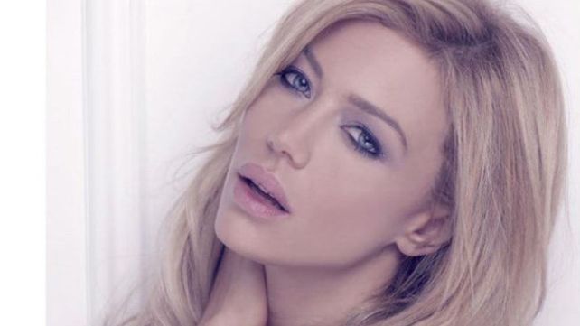 Eva Anderson volvió a deslumbrar con su cuerpo