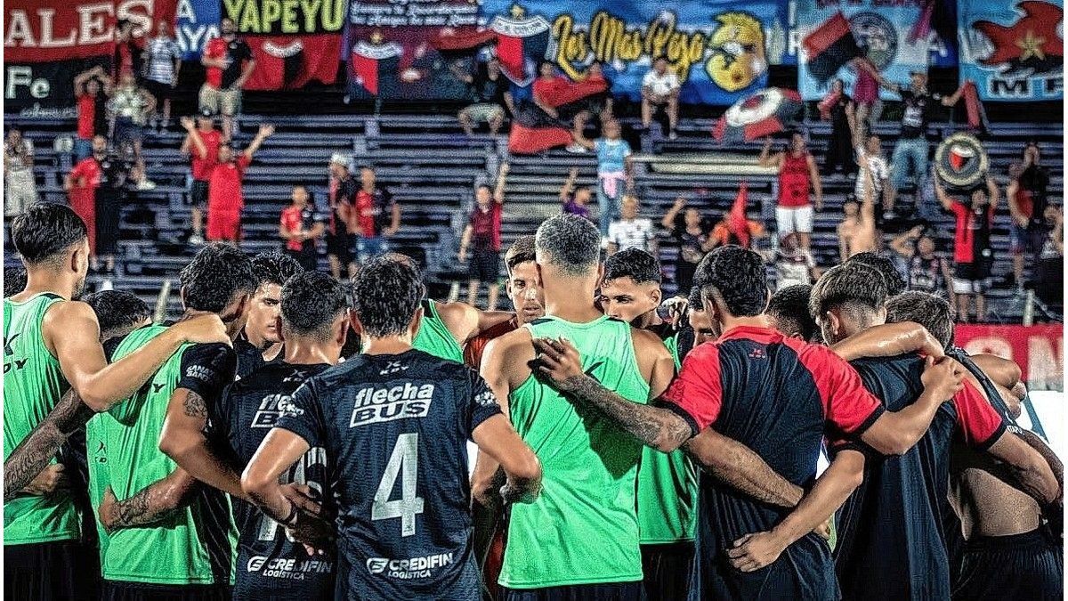 Colón renueva sus ilusiones y abre el Torneo recibiendo a Temperley