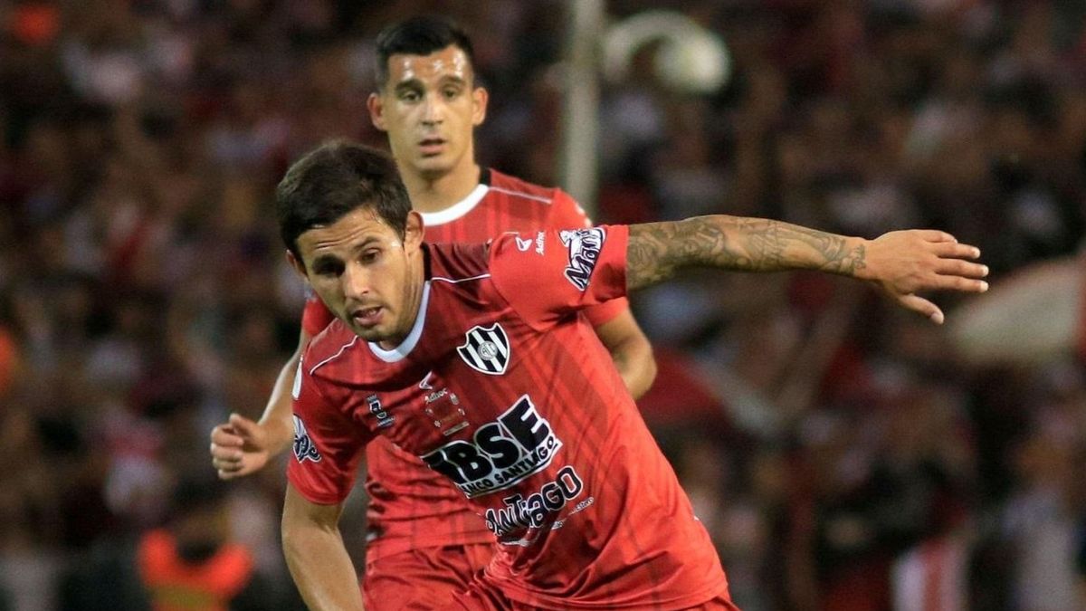 El raro caso de un Marcelo Meli que renovó en Racing y se va