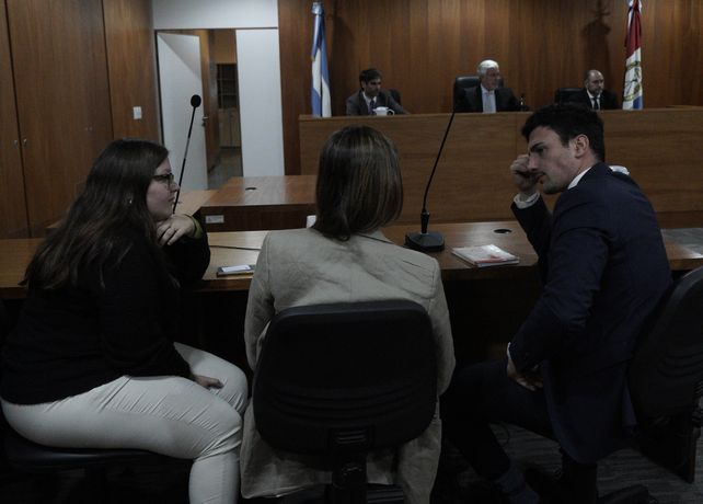 Diez años de prisión por abusar de una adolescente que debía custodiar