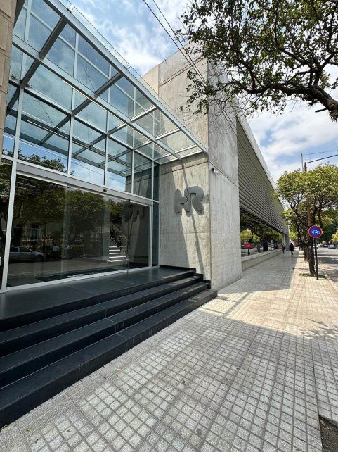 Operaron con éxito al policía baleado en la entradera de zona sudoeste
